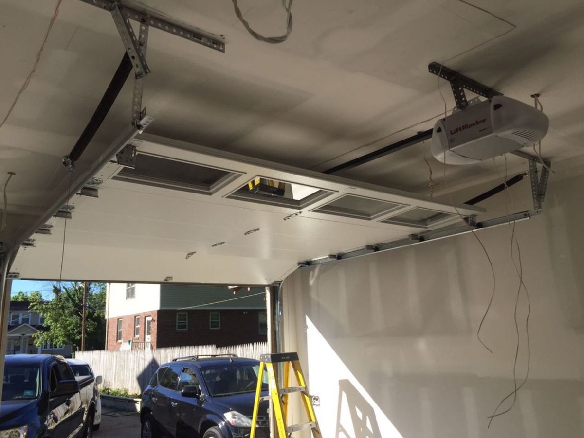 How Many Satchels For Garage Door